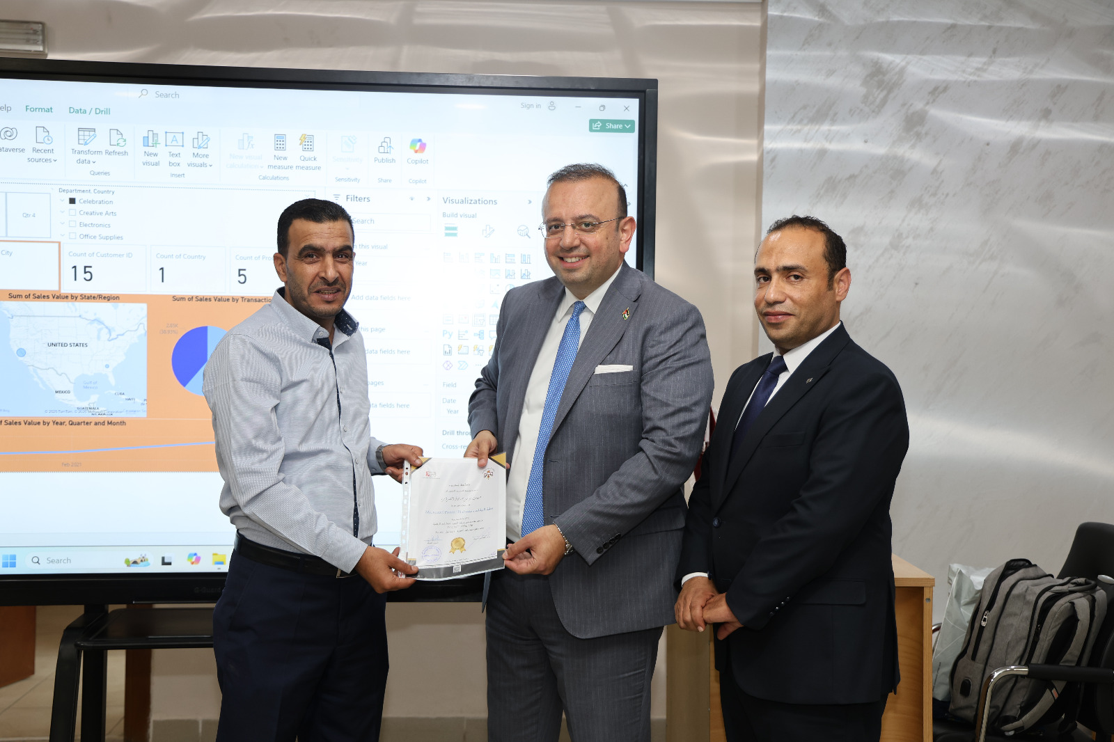 "Vocational training" implements an advanced course in Power BI for ...